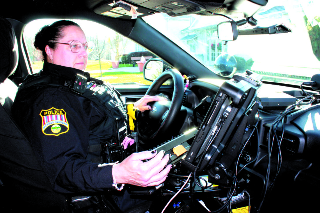 Police officer in Jackson honored for saving lives | News, Sports, Jobs ...